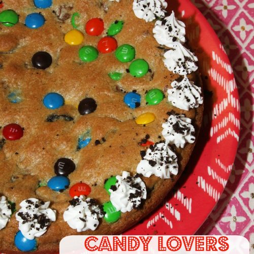 Candy Lovers Chocolate Filled Cookie Cake - For the Love of Food