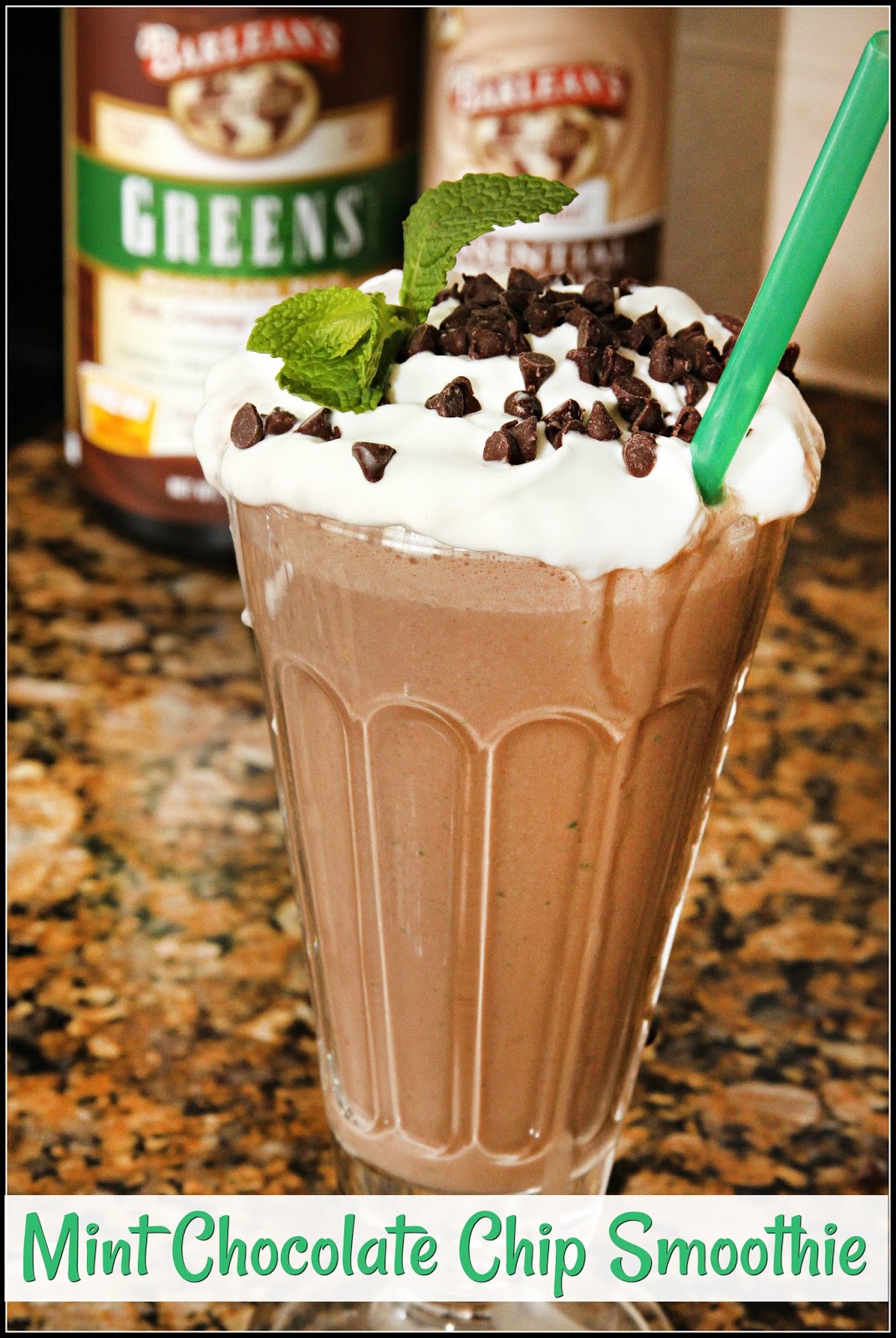 Mint Chocolate Chip Smoothie #Choctoberfest - For the Love of Food