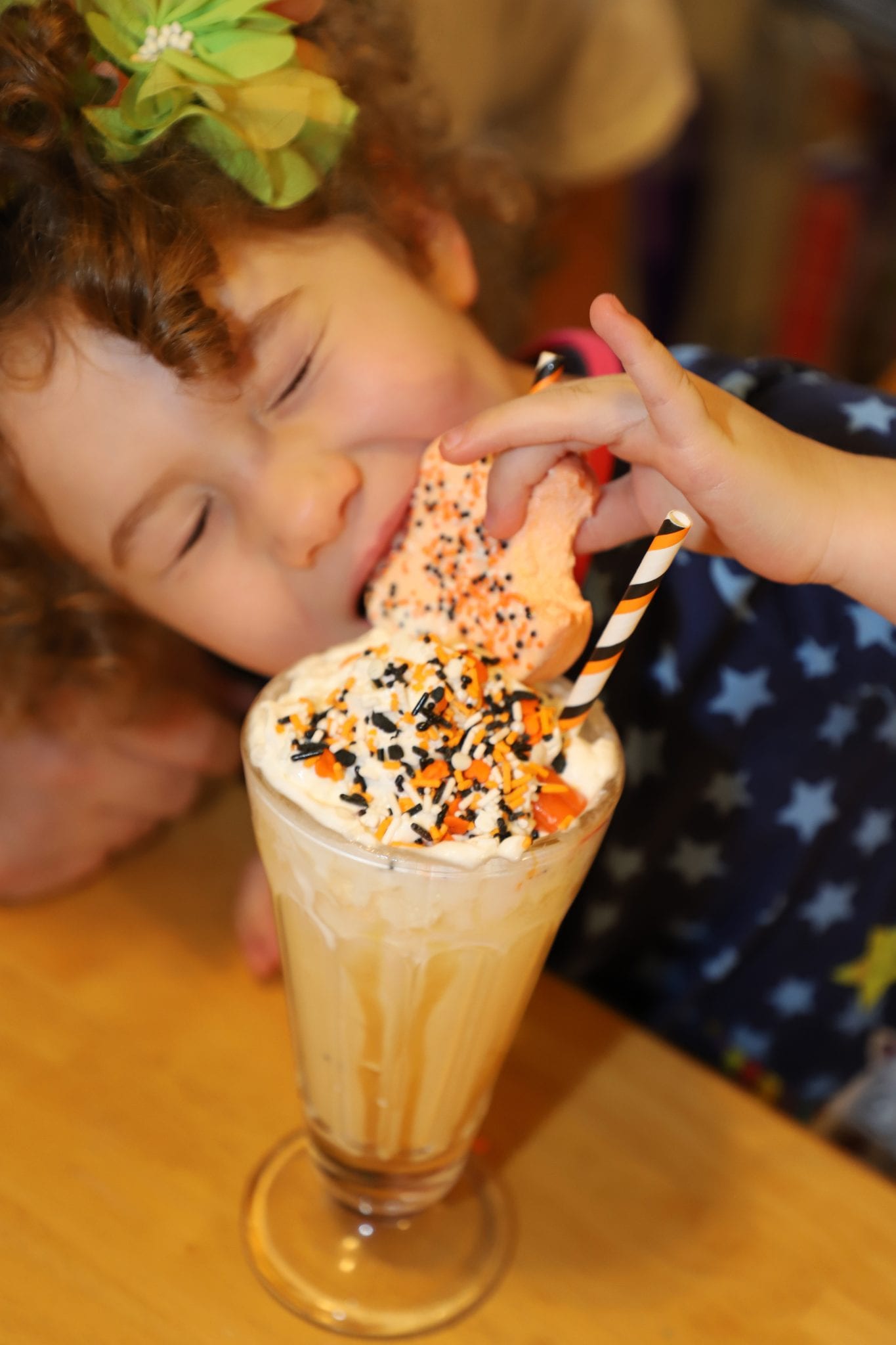 Spooky and Sweet Pumpkin Shakes #PumpkinWeek - For the Love of Food