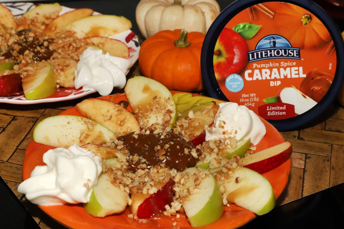 Caramel Apple Blossoms #HalloweenTreatsWeek - For the Love of Food