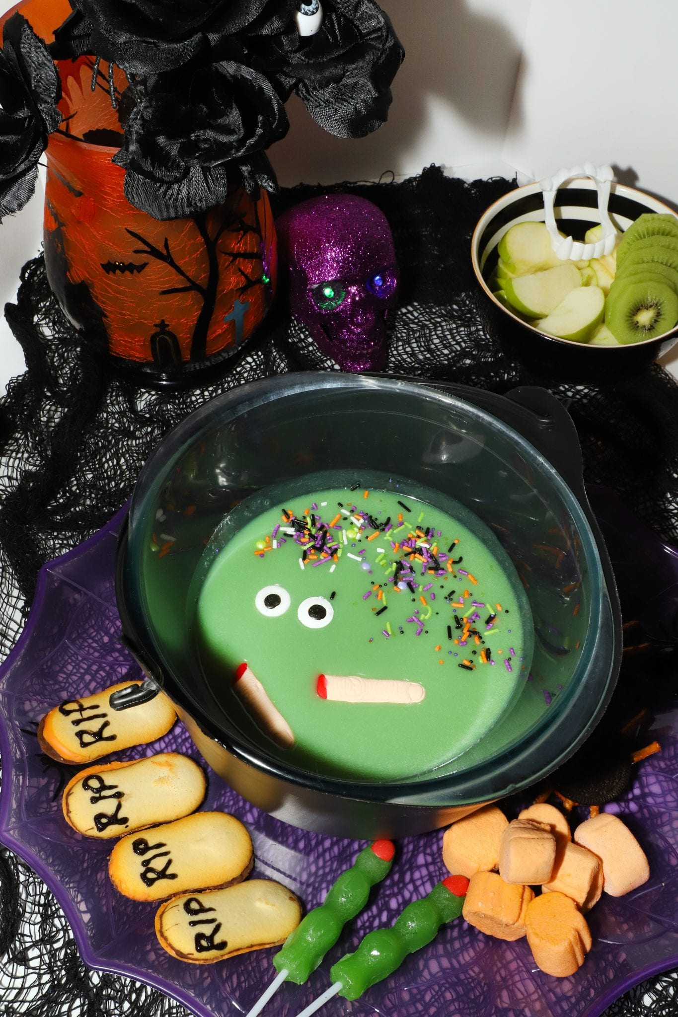 Hocus Pocus Cauldron Fondue #HalloweenTreatsWeek - For the Love of Food