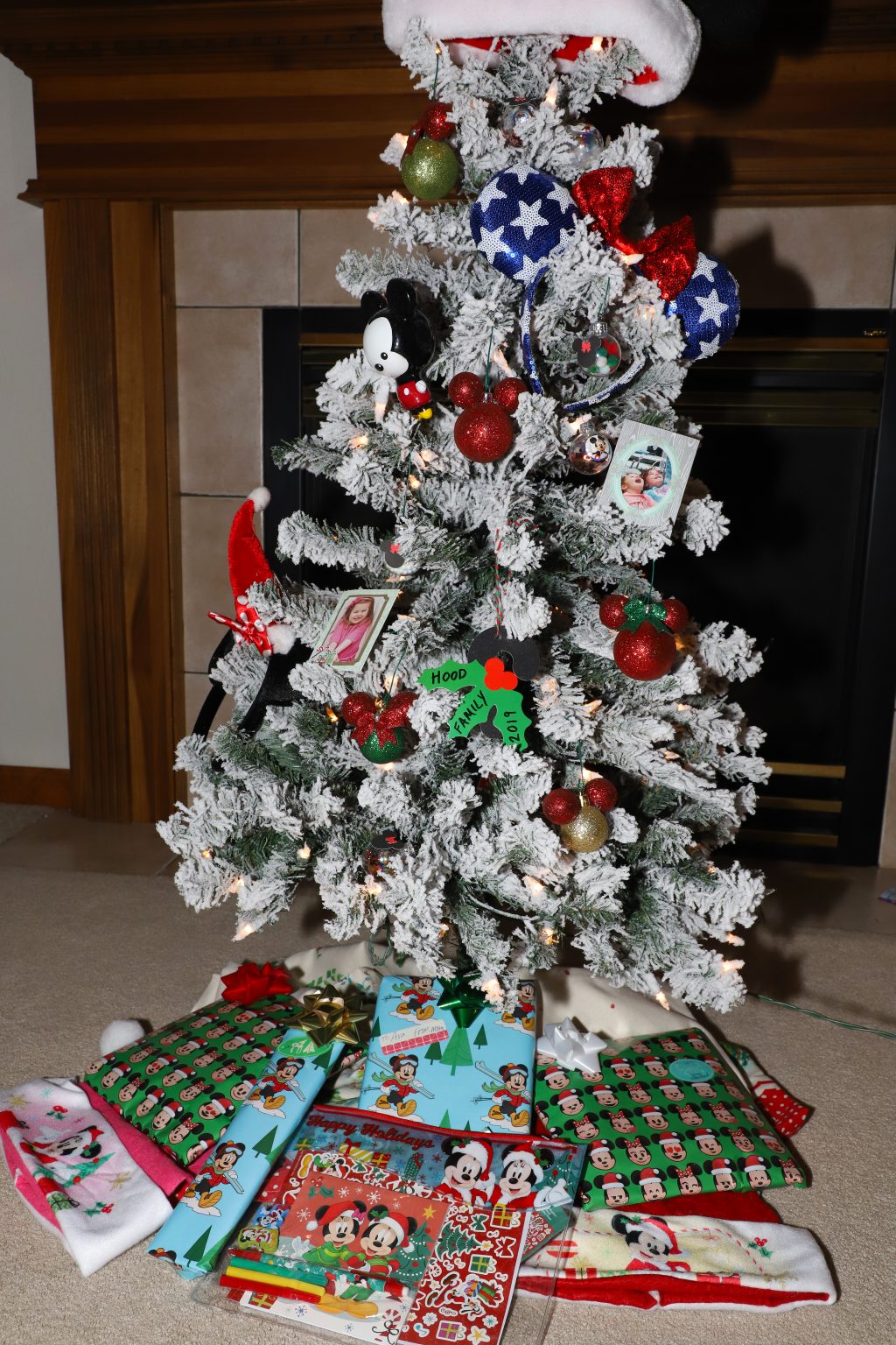 DIY Mickey and Minnie Mouse Disney Christmas Tree - For the Love of Food