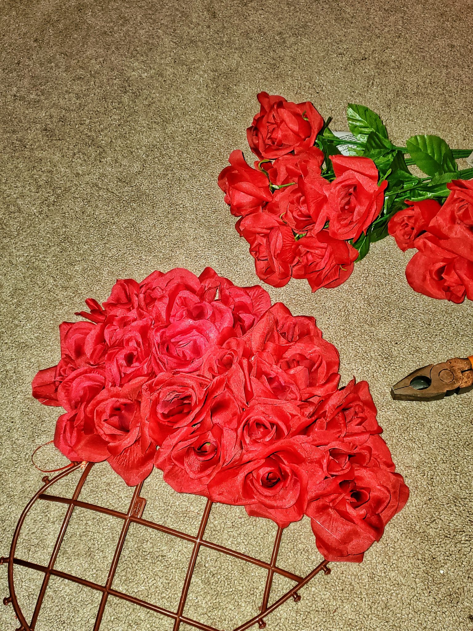 DIY Valentine's Lighted Rose Wreath | Dollar Tree Craft - For the Love ...