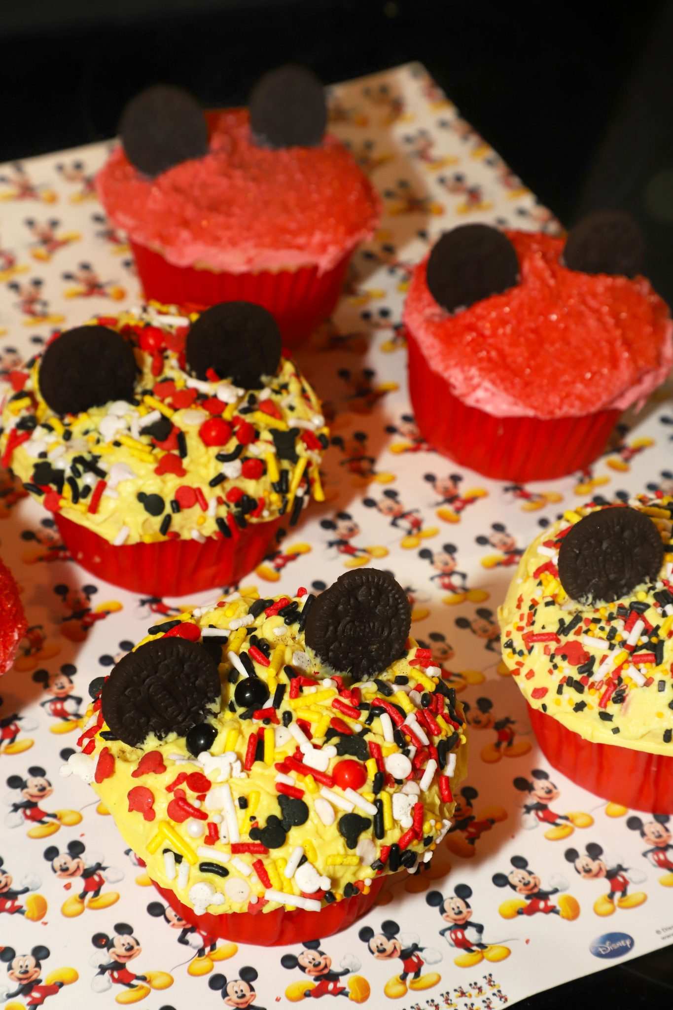 Mickey Mouse Sprinkles Cupcakes - For the Love of Food