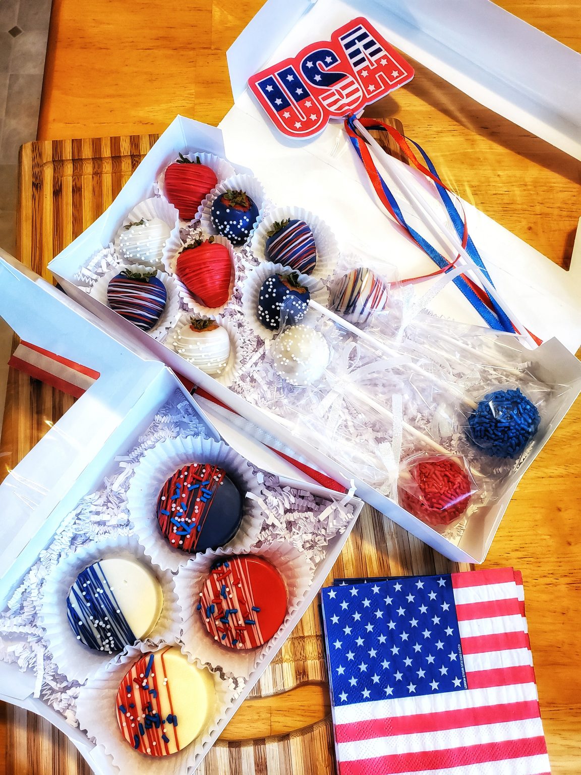 All American Dessert Board for the 4th of July! - For the Love of Food