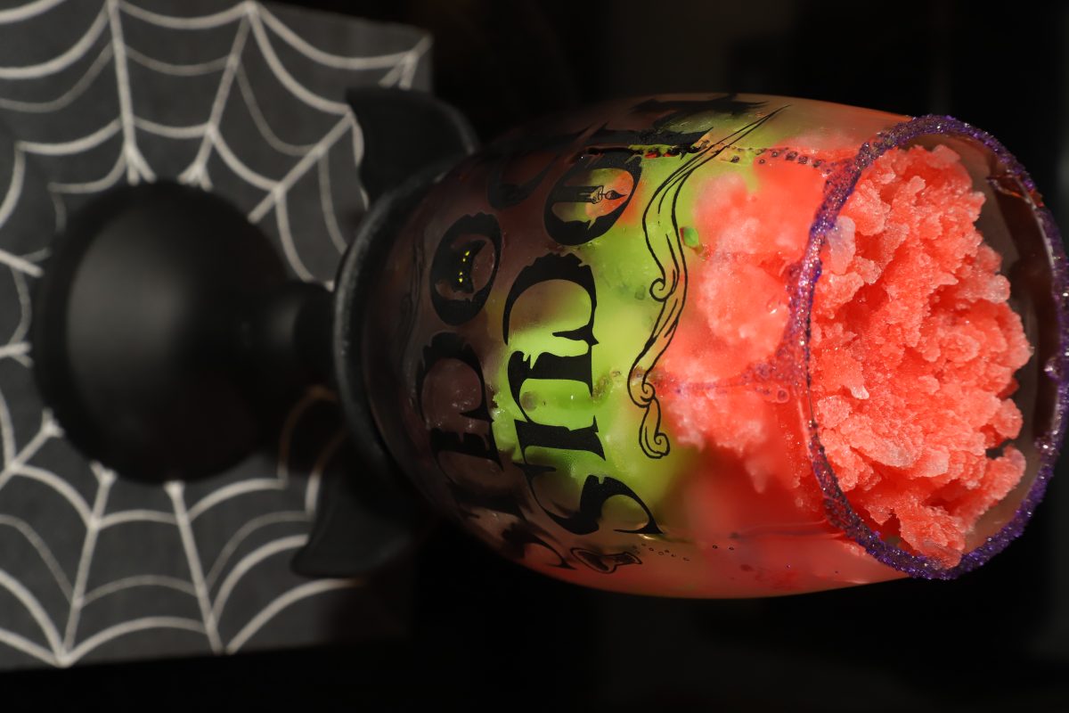 Hocus Pocus Frozen Witch's Brew - For the Love of Food