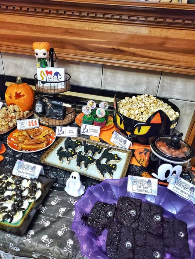 Hocus Pocus Halloween Movie Party - For the Love of Food