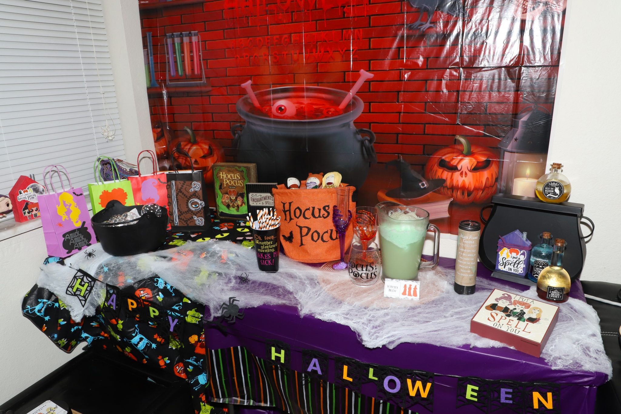 Hocus Pocus Witch's Brew Party Punch - For the Love of Food
