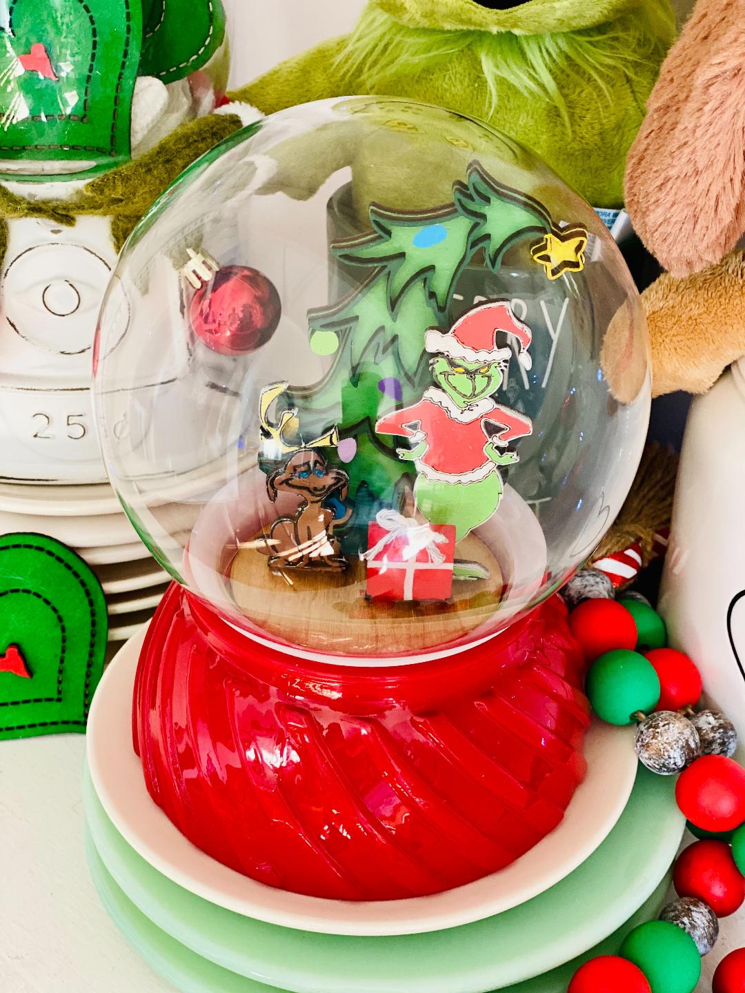 Christmas Grinch Gift Guide - For the Love of Food