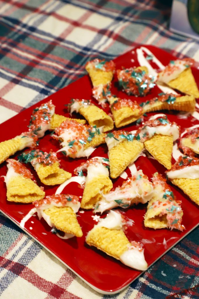 Vanilla Elf Hats Christmas Snack | Elf on the Shelf Idea - For the Love ...