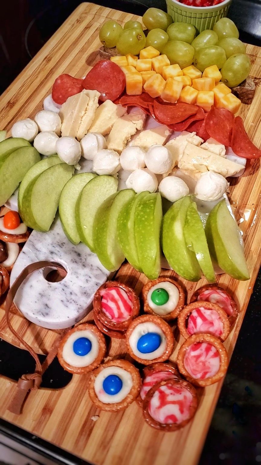 Christmas Tree Charcuterie Snack Board - For the Love of Food