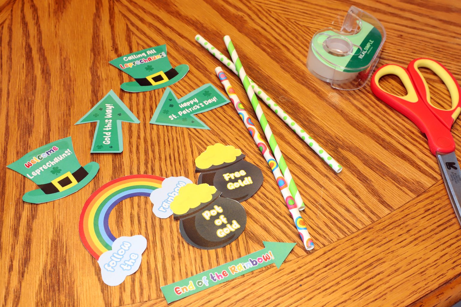 DIY Leprechaun Trap Signs | Free St Patrick's Day Printables - For the ...