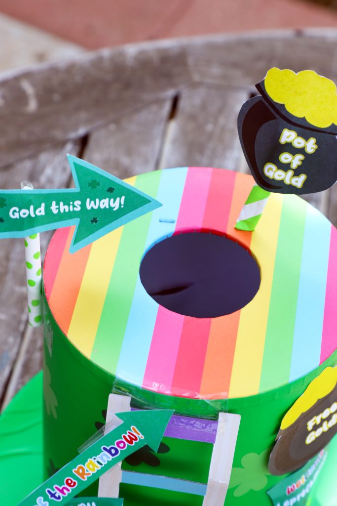 DIY Leprechaun Trap Signs | Free St Patrick's Day Printables - For the ...