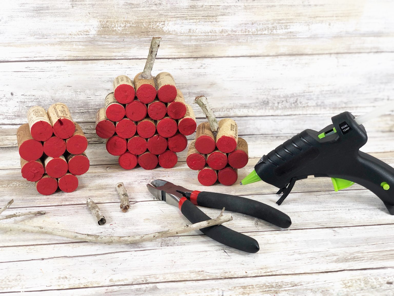 Wine Cork Apple Craft | Teacher Gift Idea - For the Love of Food