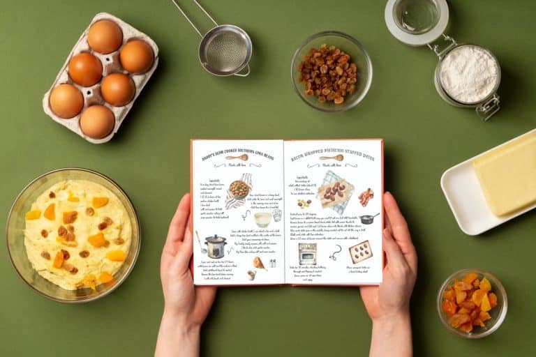 Illustrated Family Recipe Book Gift Idea - For the Love of Food