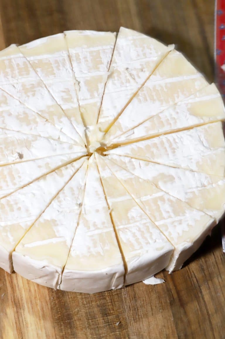 Honey Berry Sliced Brie Appetizer - For the Love of Food