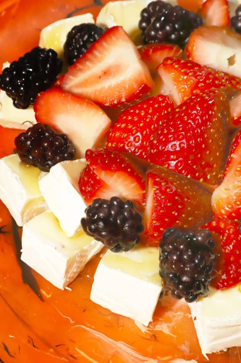 Honey Berry Sliced Brie Appetizer - For the Love of Food