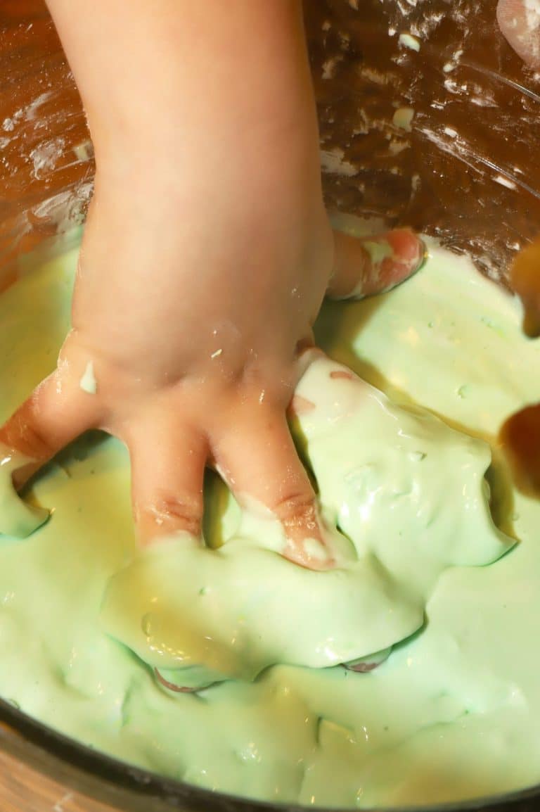 DIY Oobleck - Seuss Slime Recipe - For the Love of Food