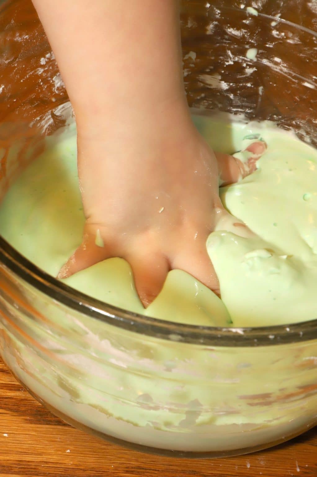DIY Oobleck - Seuss Slime Recipe - For the Love of Food