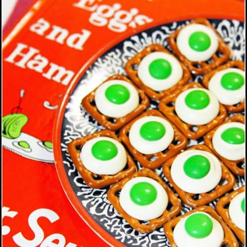 Green Eggs and Ham Pretzel Snacks - For the Love of Food
