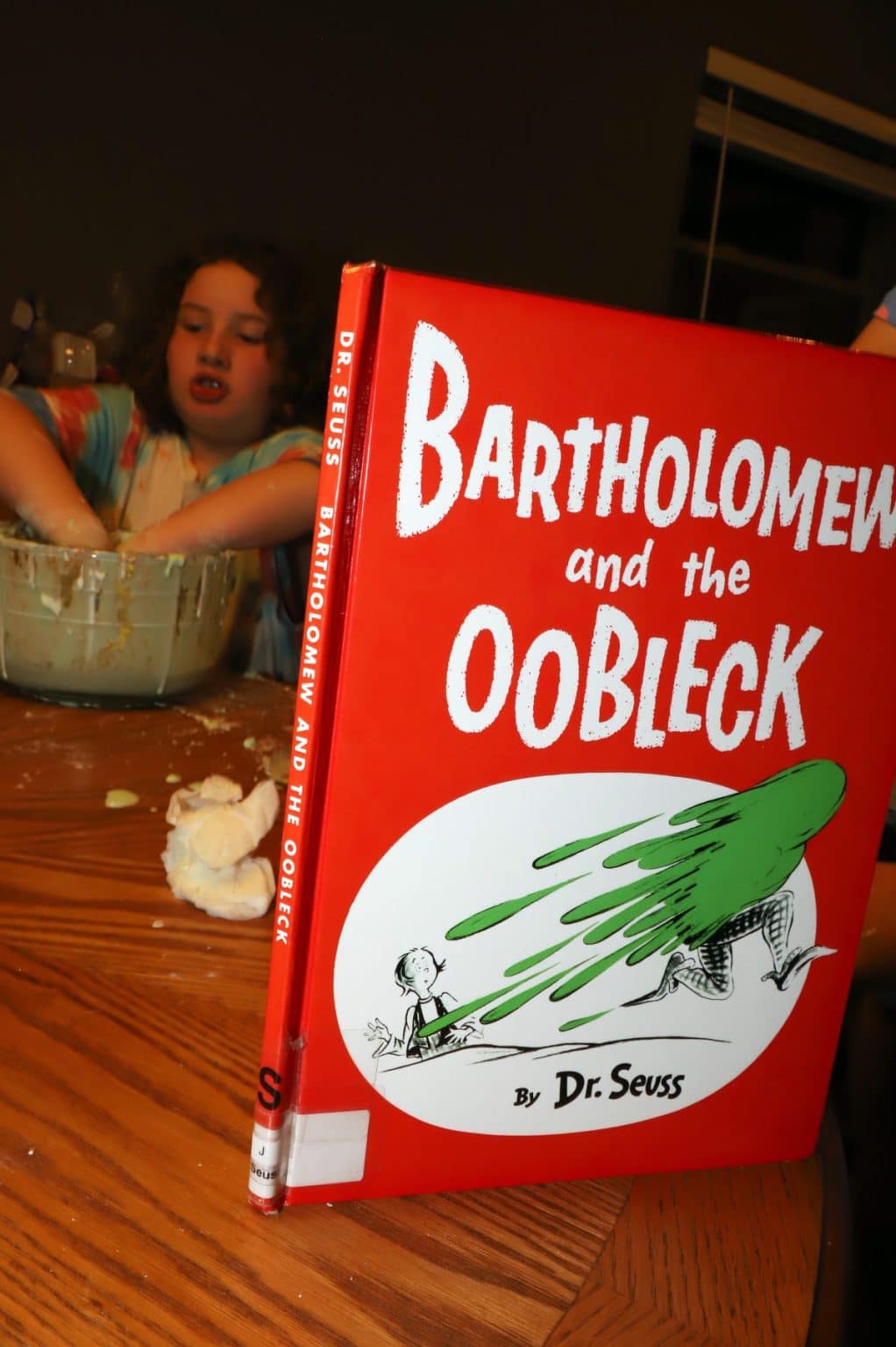 DIY Oobleck - Seuss Slime Recipe - For the Love of Food
