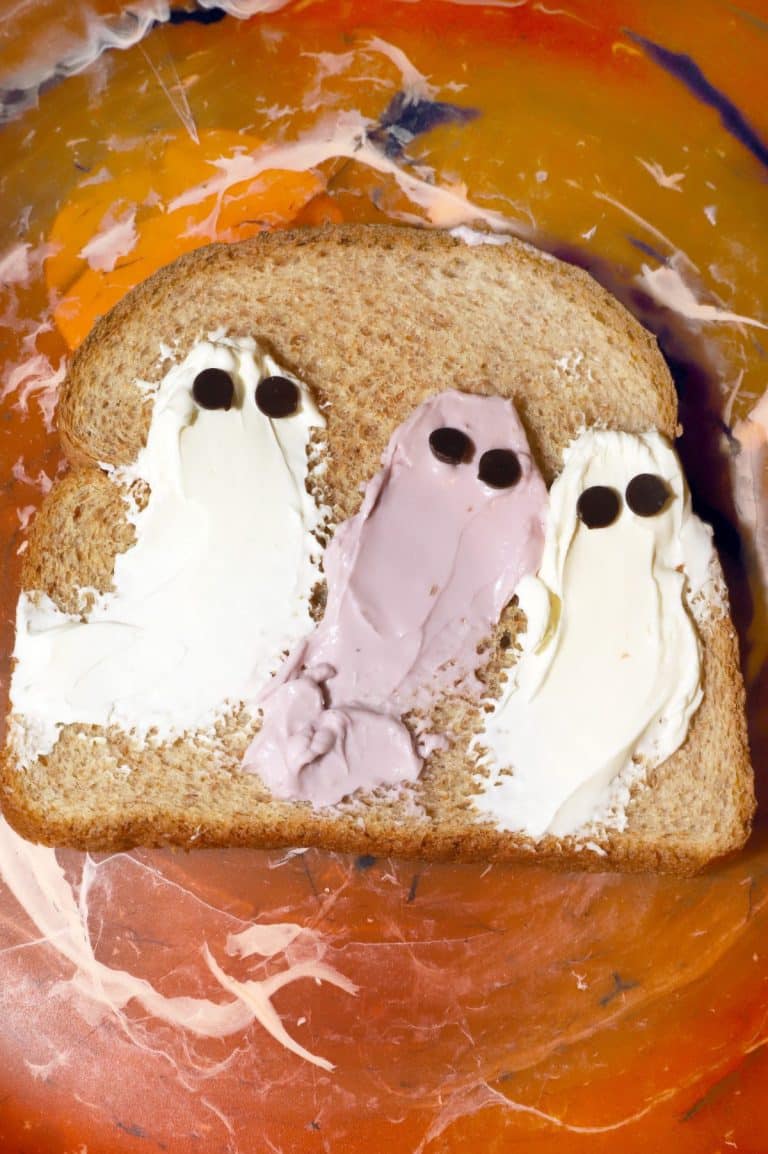 Halloween Ghost Toast - For the Love of Food