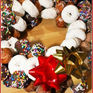 Christmas Donut Wreath - For the Love of Food