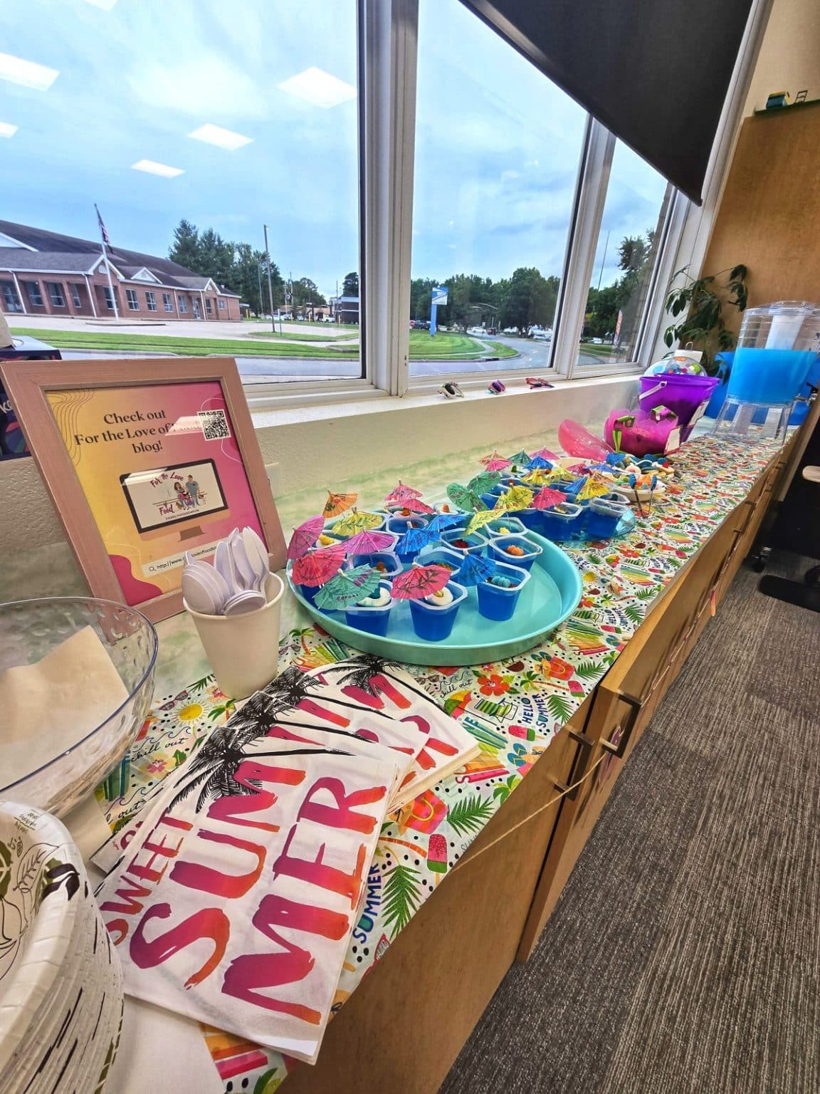 Pool Party Jello Cups - For the Love of Food